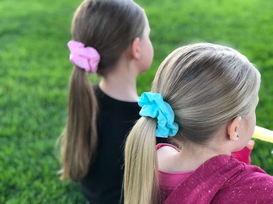 How to Make a Scrunchie with Step by Step Photos – Beginner Sewing ...