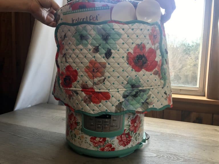 Instant Pot Cover with Pioneer Woman Placemats – Beginner Sewing Projects