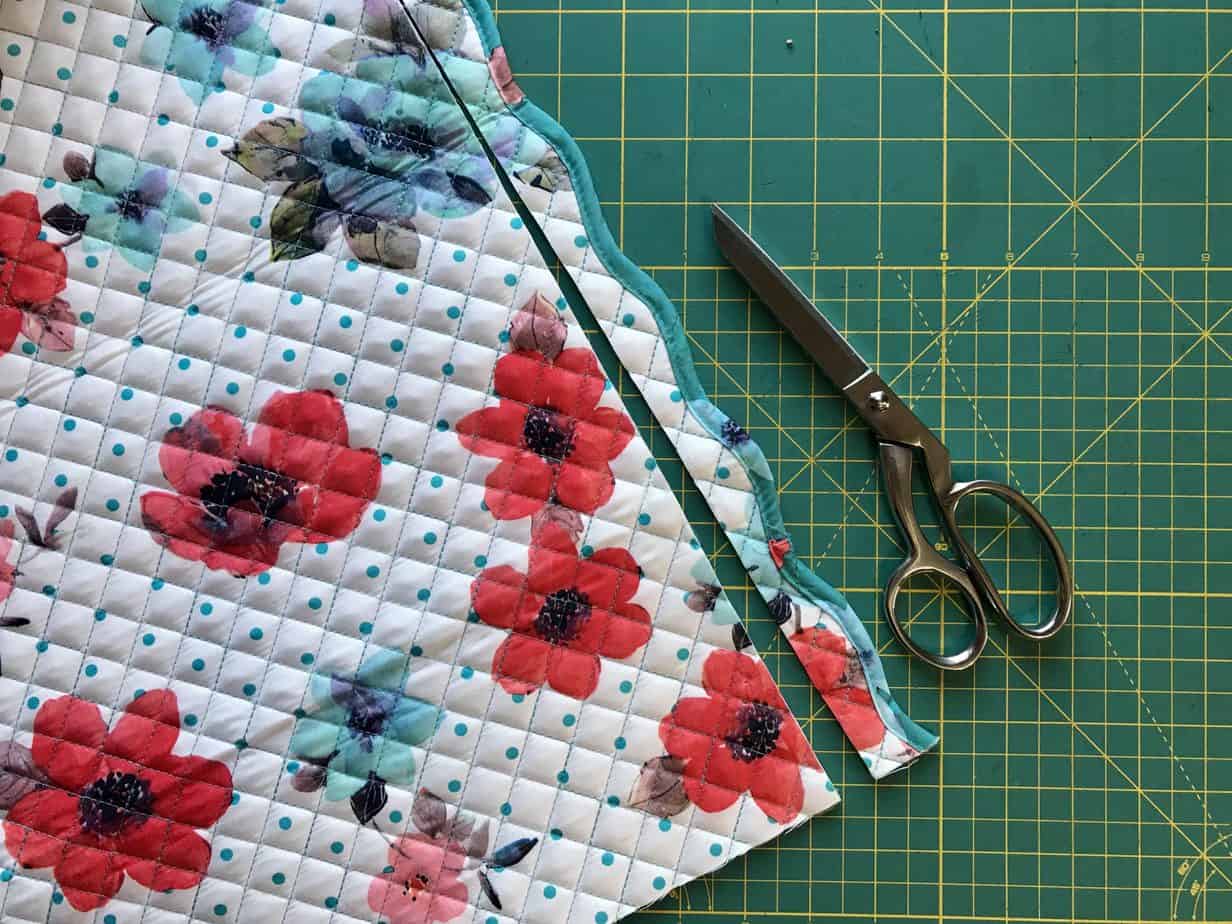 Instant Pot Cover with Pioneer Woman Placemats – Beginner Sewing Projects