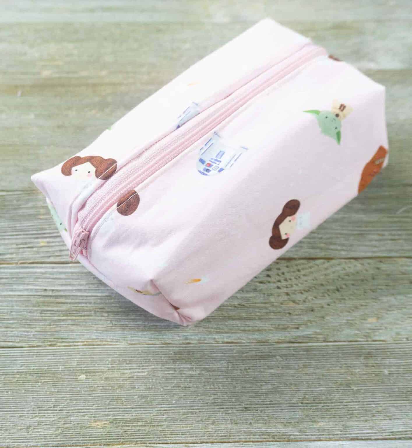 How To Make A Boxy Cosmetic Bag – Beginner Sewing Projects