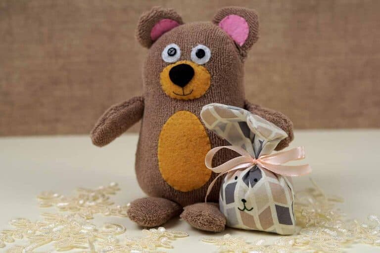 How To Make A Bear Out Of A Sock With Free Pattern – Beginner Sewing ...