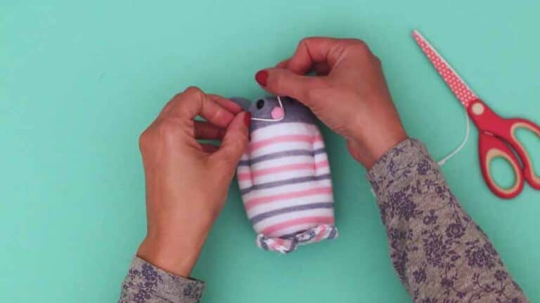 How To Make A Mouse Out Of A Sock With Free Pattern – Beginner Sewing ...